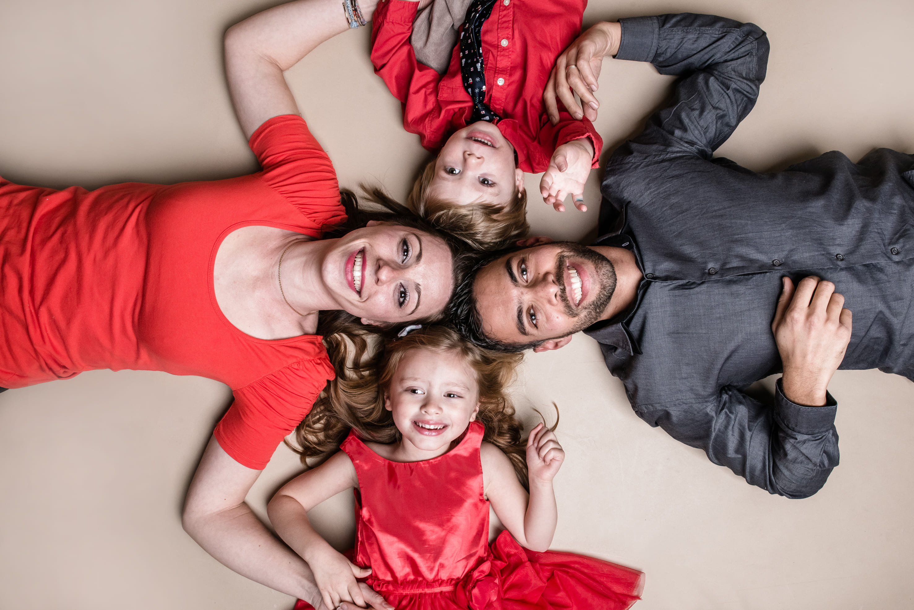 Top 10 idées photos de Noël en famille | Poses faciles & lumière